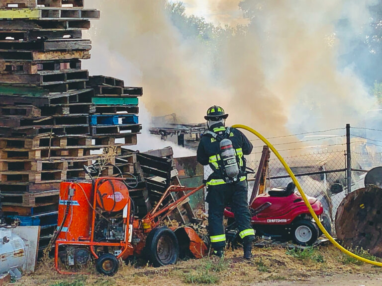 Storage yard fire destroys motorhome in Atascadero