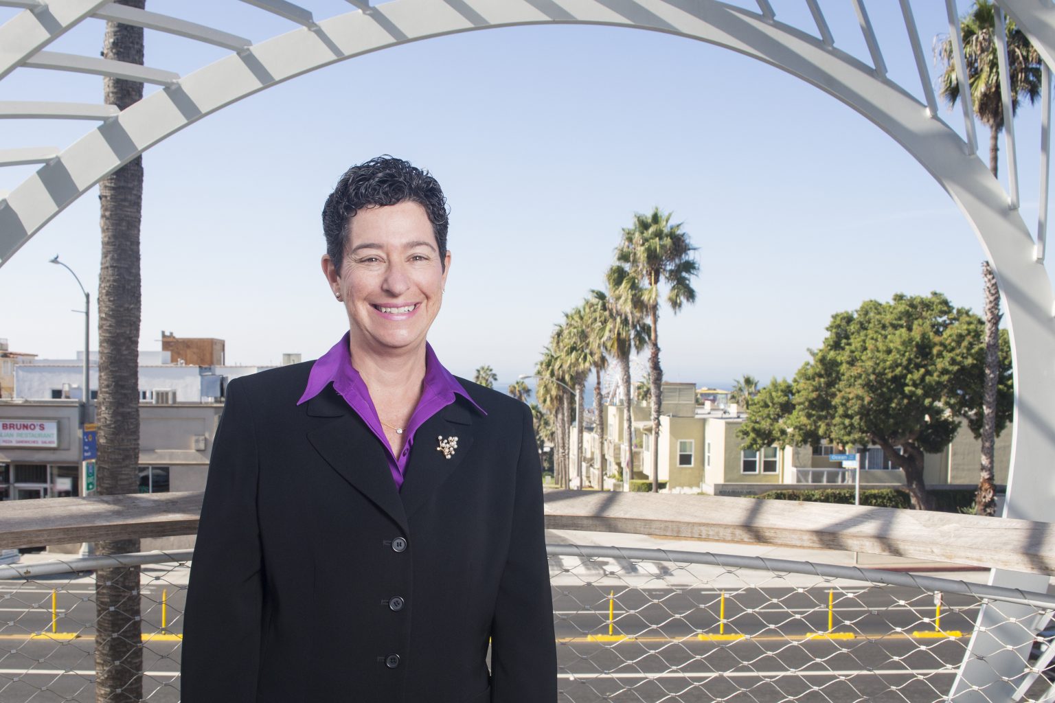 Katie Lichtig leaves her job in Santa Monica, retires from public service