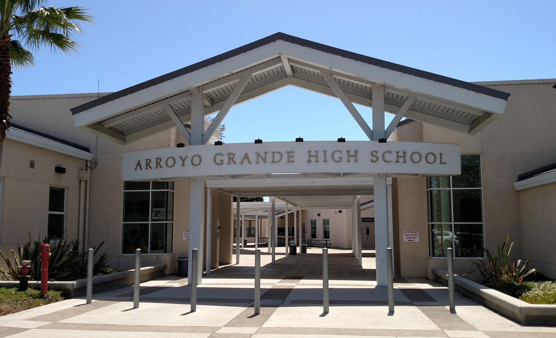 Shelter-in-place order issued at Arroyo Grande High School