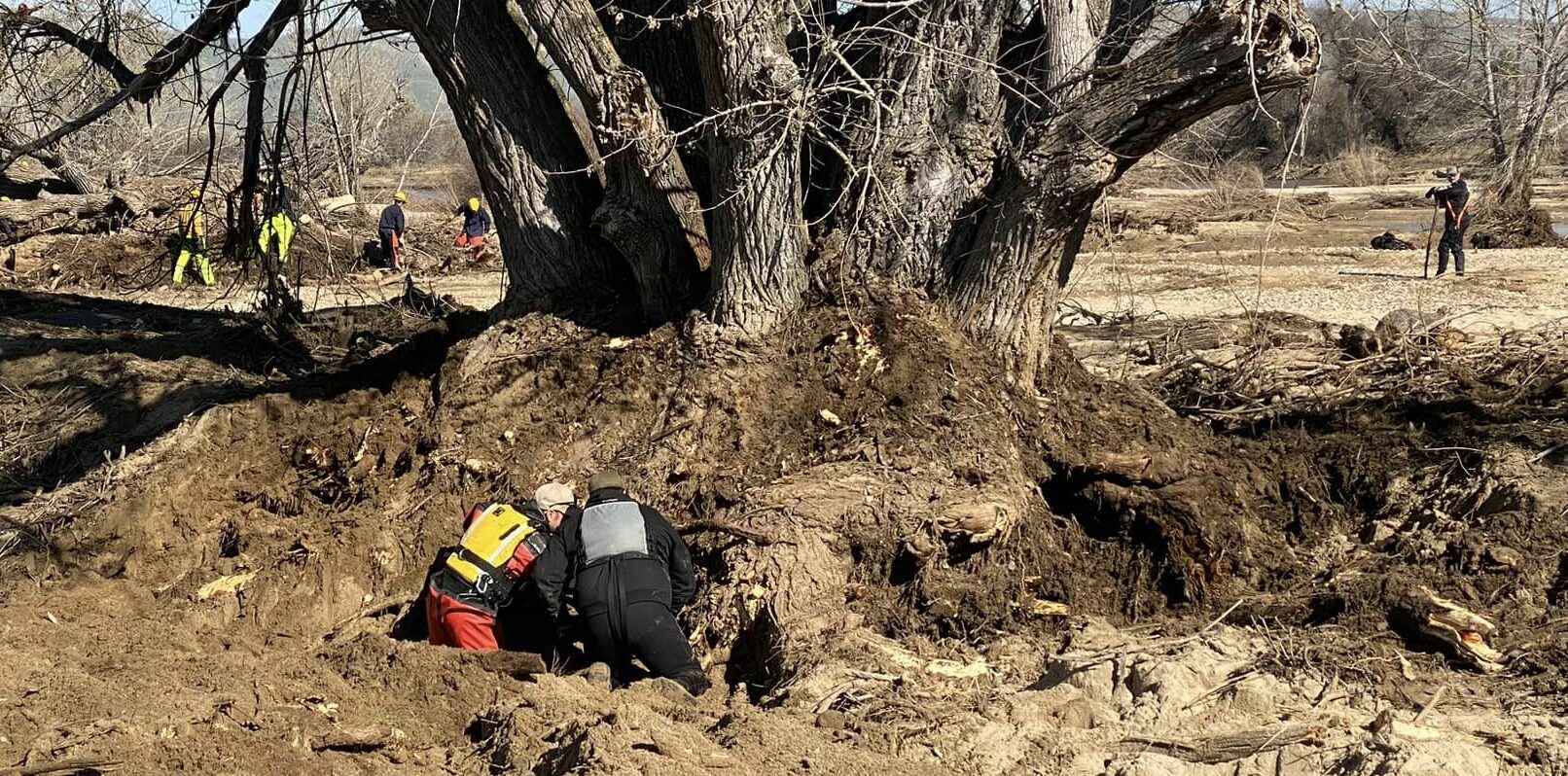 Nearly 300 people searching near San Miguel for missing boy, photos