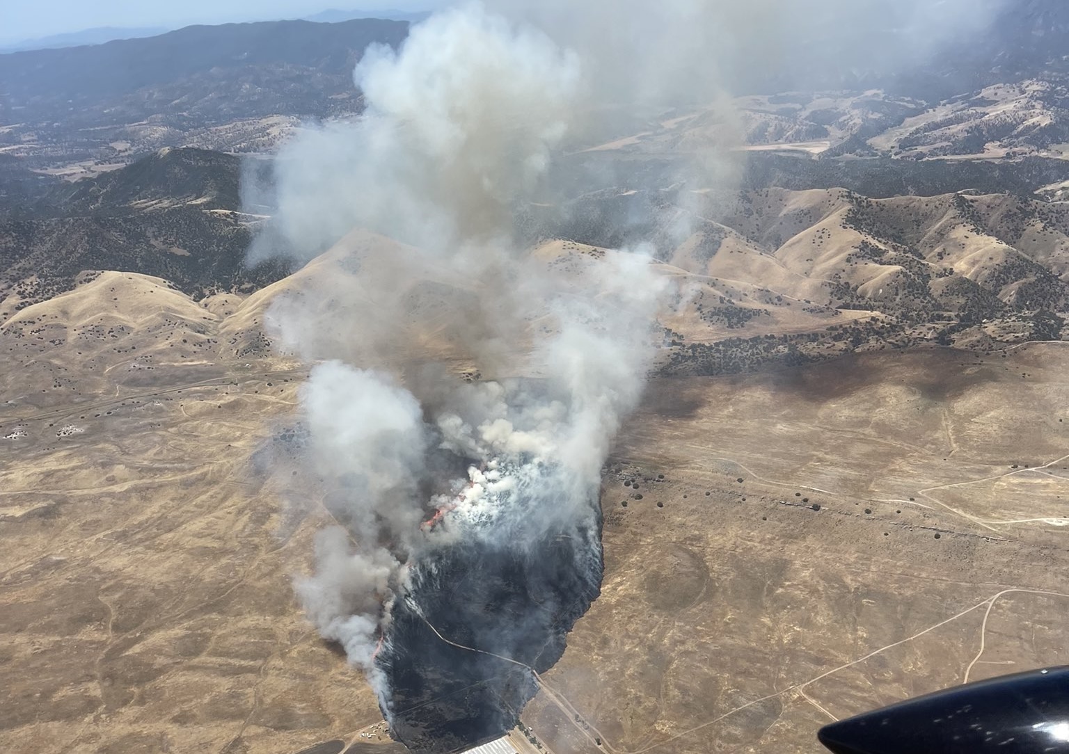 Fire in California Valley burns more than 300 acres