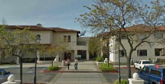 Man throws bomb outside courtroom, chaos at the Santa Maria Courthouse