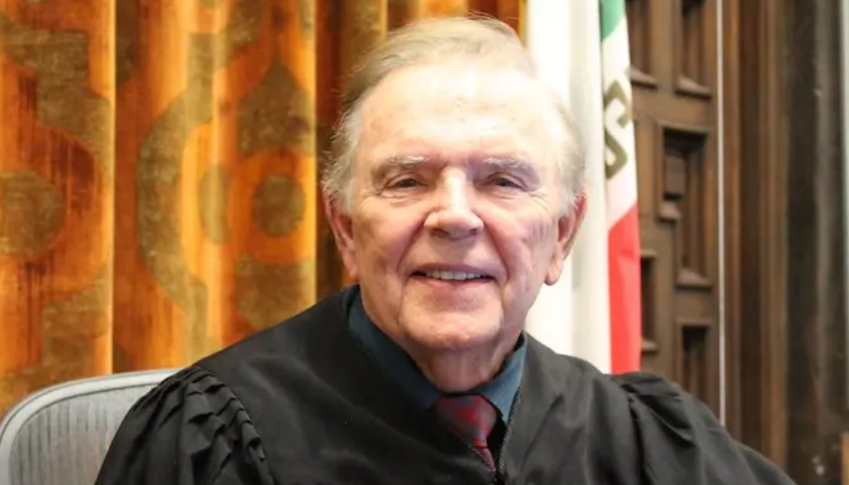 Santa Barbara judge admonished for angry outburst
