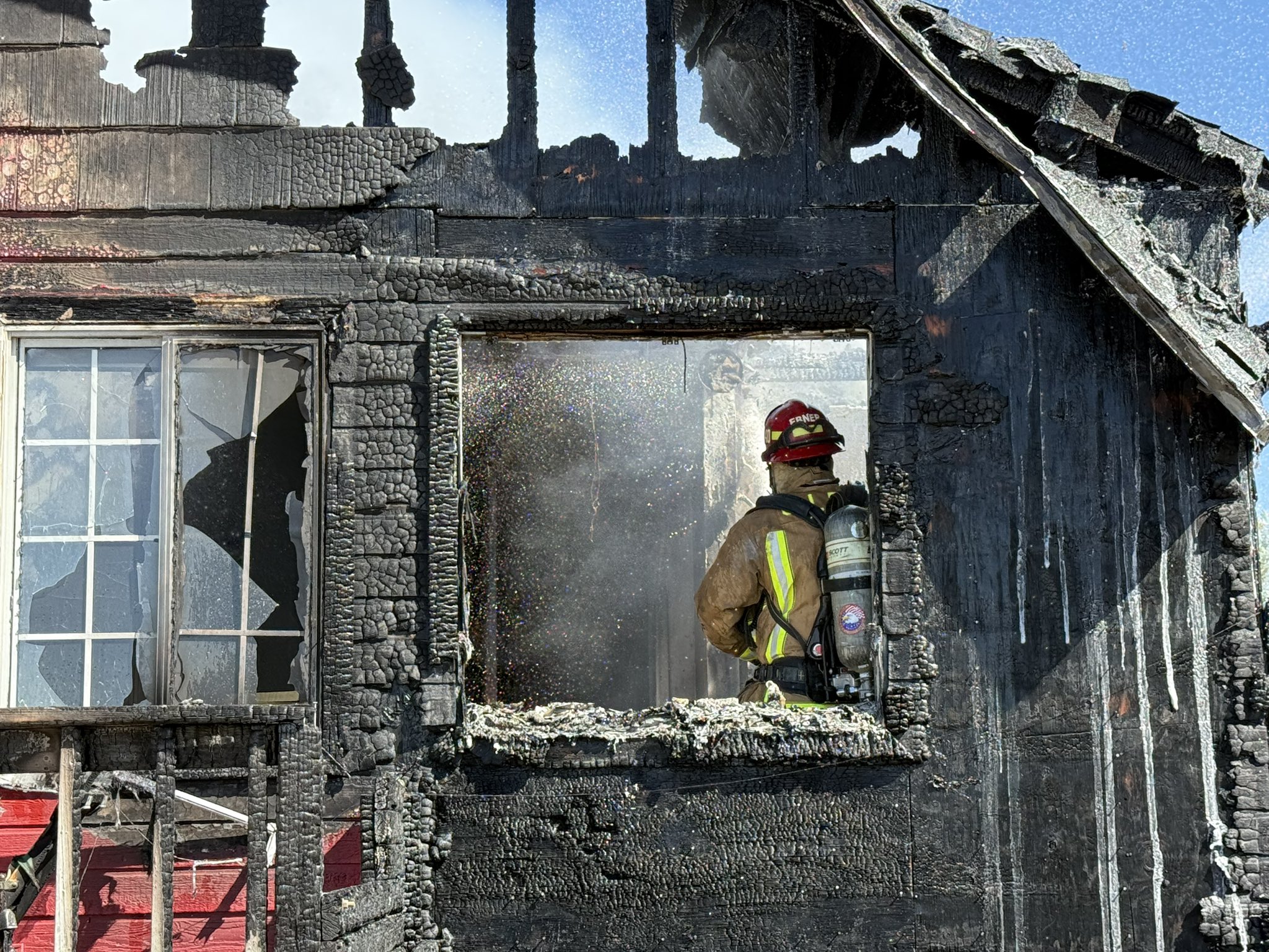 Fire displaces six people in Paso Robles