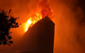 Massive fire at iconic Templeton Feed & Grain