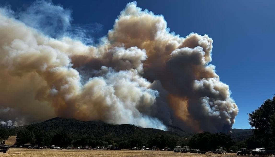 Gifford Fire scorches over 120,000 acres, jumps Hi Mountain Road